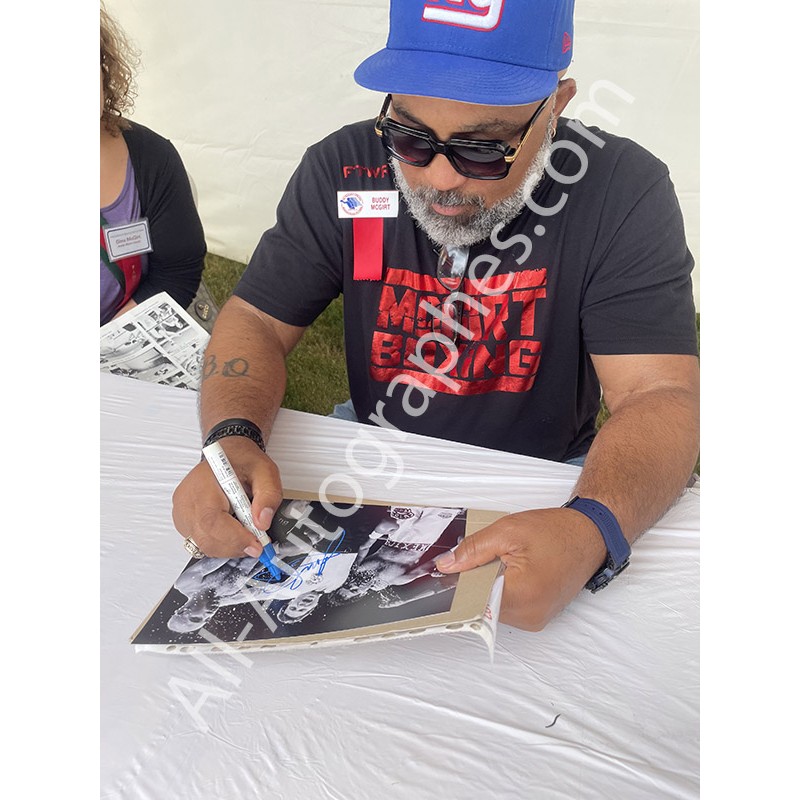 Signed Autograph MCGIRT James - All-Autographes.com