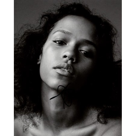 Signed Autograph RUSSELL Taylor - All-Autographes.com