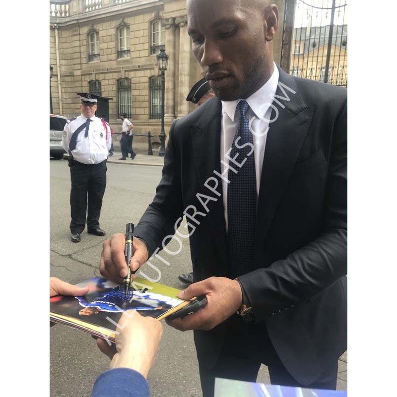 Signed Autograph DROGBA Didier - All-Autographes.com