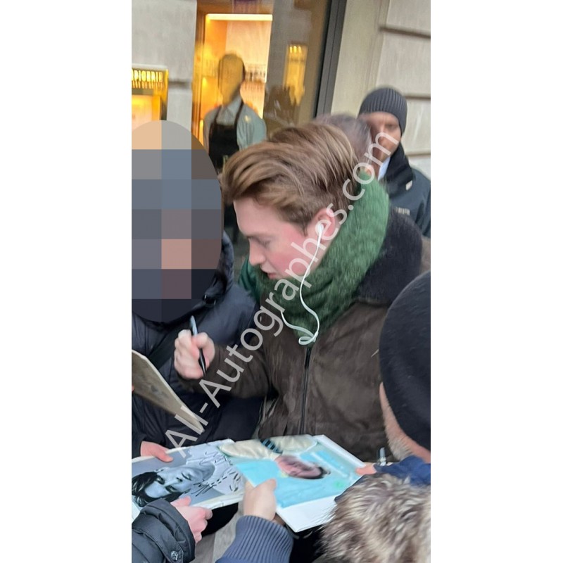 Signed Autograph CONNOR Kit - All-Autographes.com