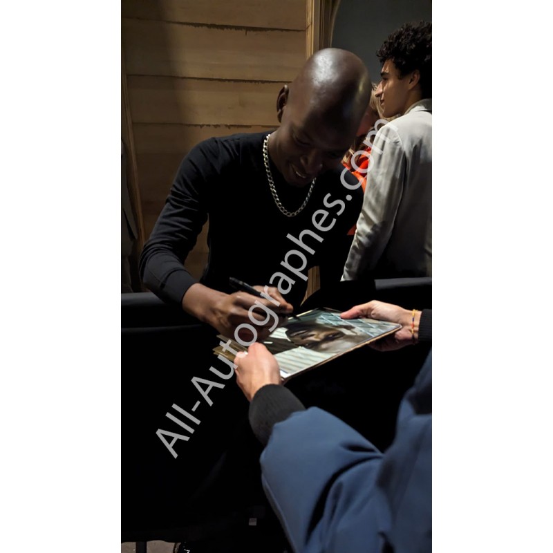 Signed Autograph SY Omar - All-Autographes.com