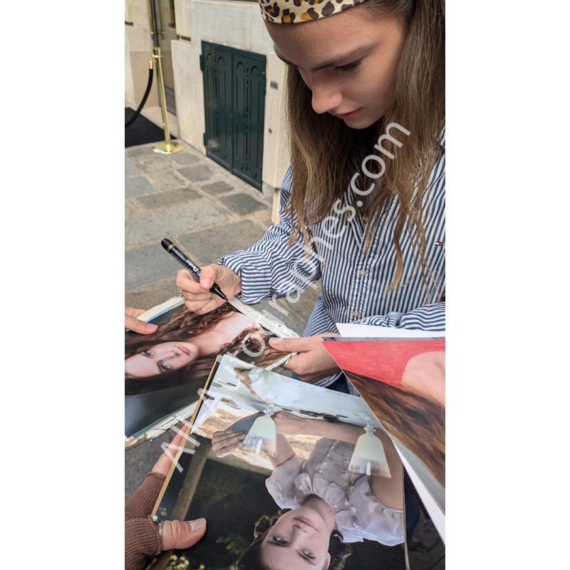 Signed Autograph HUNT Florence- All-Autographes.com