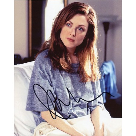 Signed Autograph MOORE Julianne - All-Autographes.com
