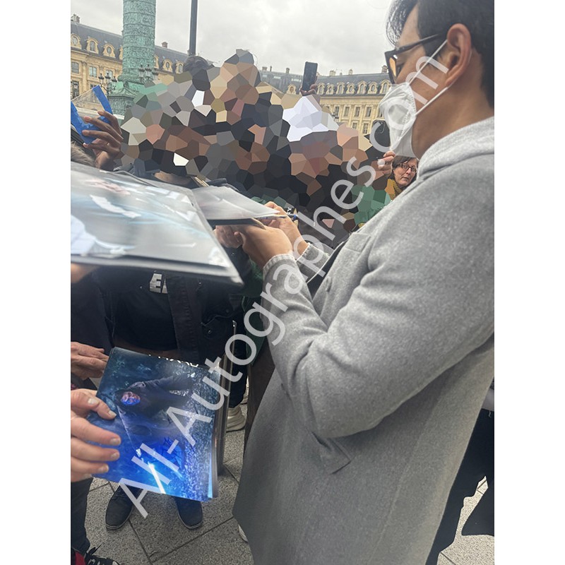 Signed Autograph JUNG-JAE Lee- All-Autographes.com