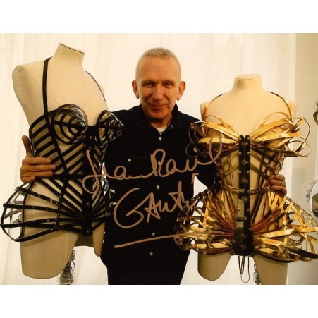 Signed Autograph GAULTIER Jean-Paul - All-Autographes.com