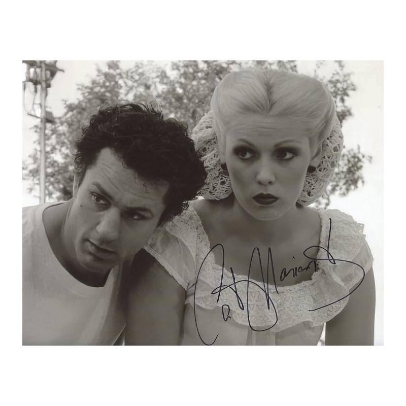 Signed Autograph MORIARTY Cathy - All-Autographes.com