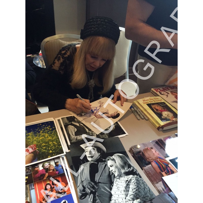 Signed Autograph MOORE Terry - All-Autographes.com