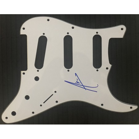 Signed Autograph AKON - All-Autographes.com