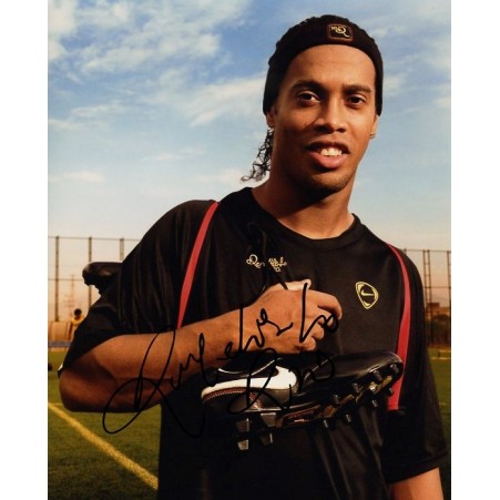 Signed Autograph RONALDINHO - All-Autographes.com