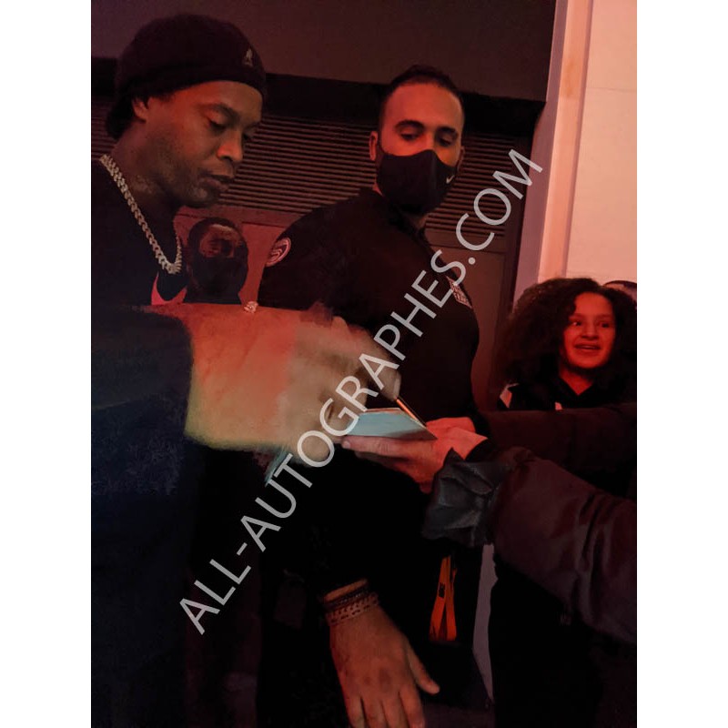 Signed Autograph RONALDINHO - All-Autographes.com
