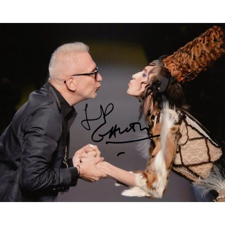 Signed Autograph GAULTIER Jean-Paul - All-Autographes.com
