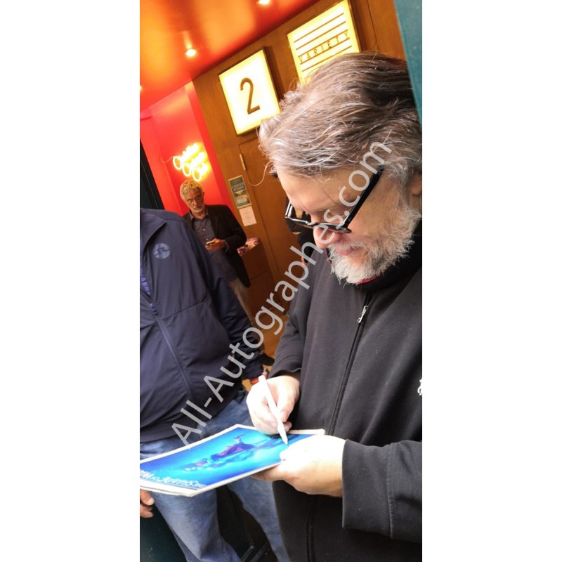 Signed Autograph DEL TORO Guillermo- All-Autographes.com