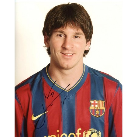 Signed Autograph MESSI Lionel - All-Autographes.com