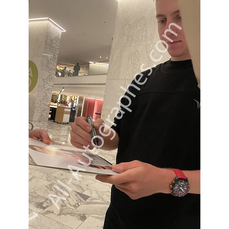Signed Autograph POGACAR Tadej - All-Autographes.com