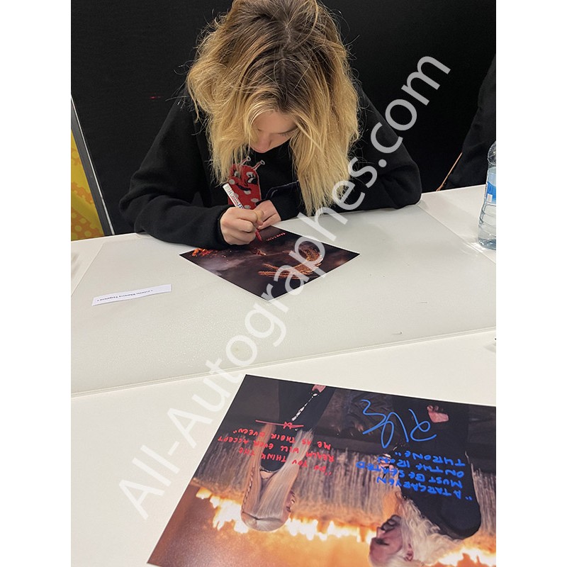 Signed Autograph ALCOCK Milly - All-Autographes.com