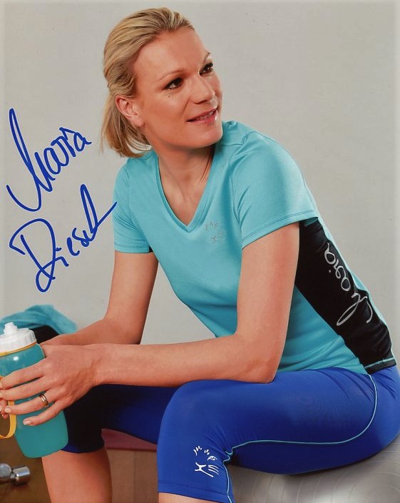 Autographe HÖFL-RIESCH Maria , Vente Photo Dédicacée HÖFL-RIESCH Maria ... Autographe HÖFL-RIESCH Maria , Vente Photo Dédicacée HÖFL-RIESCH Maria ...